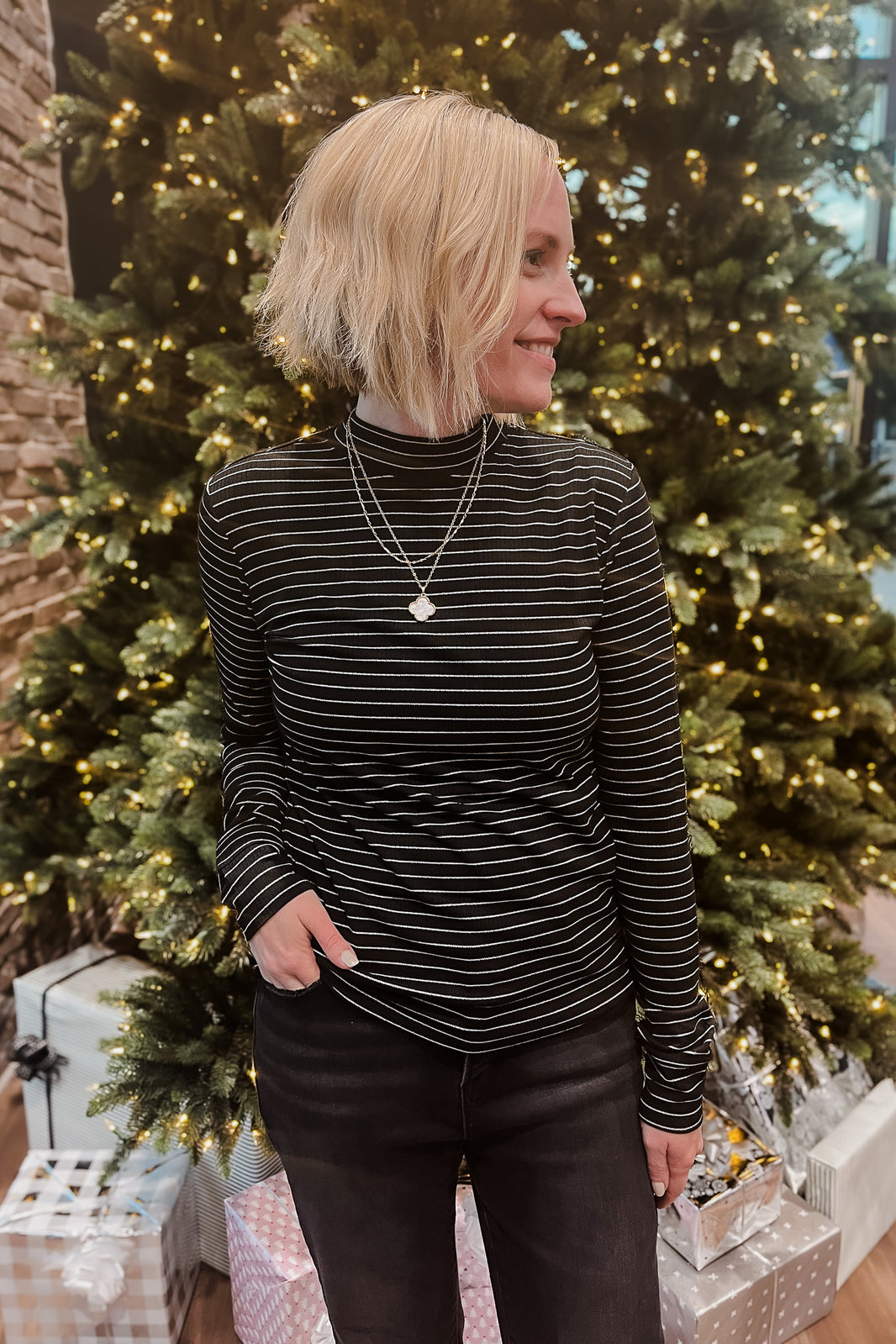 Shop Women's Tops: Blouses, Graphic Tees, Basics, and Tanks | K.E.Y ...